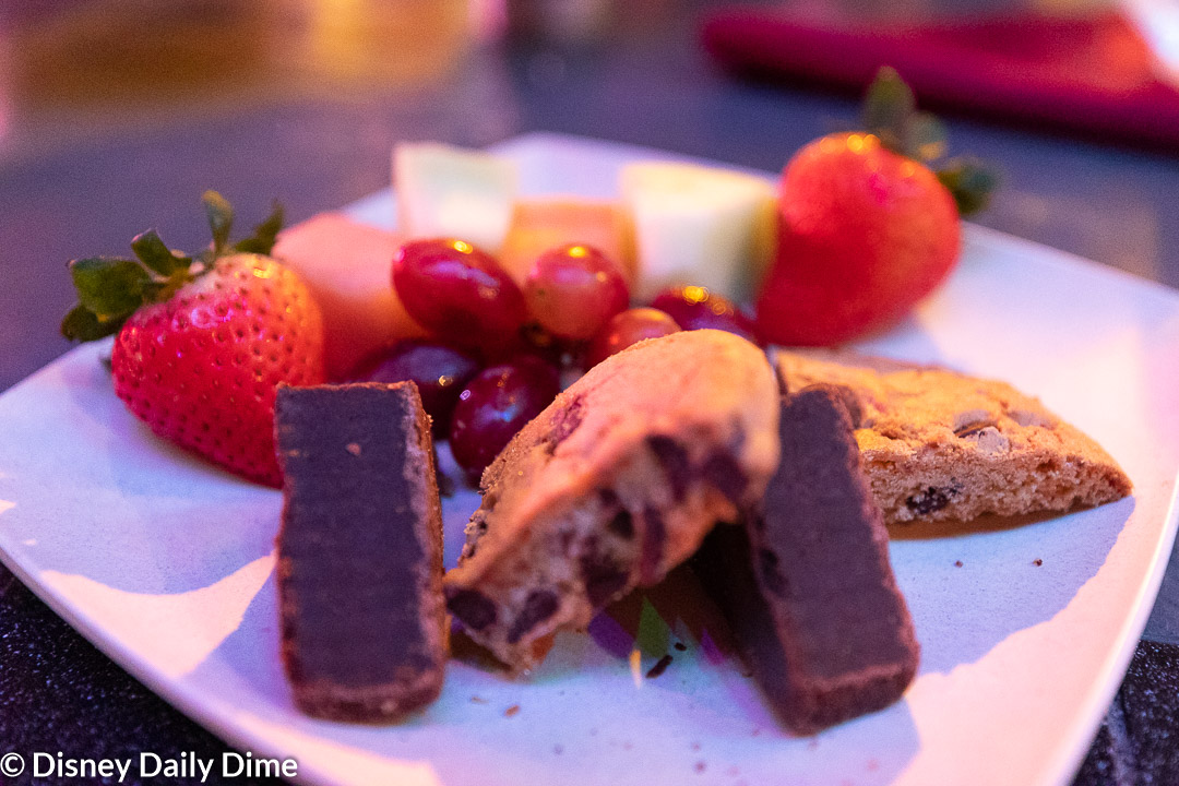 Disney’s Spirit of Aloha Dinner Show Review | Disney Daily Dime