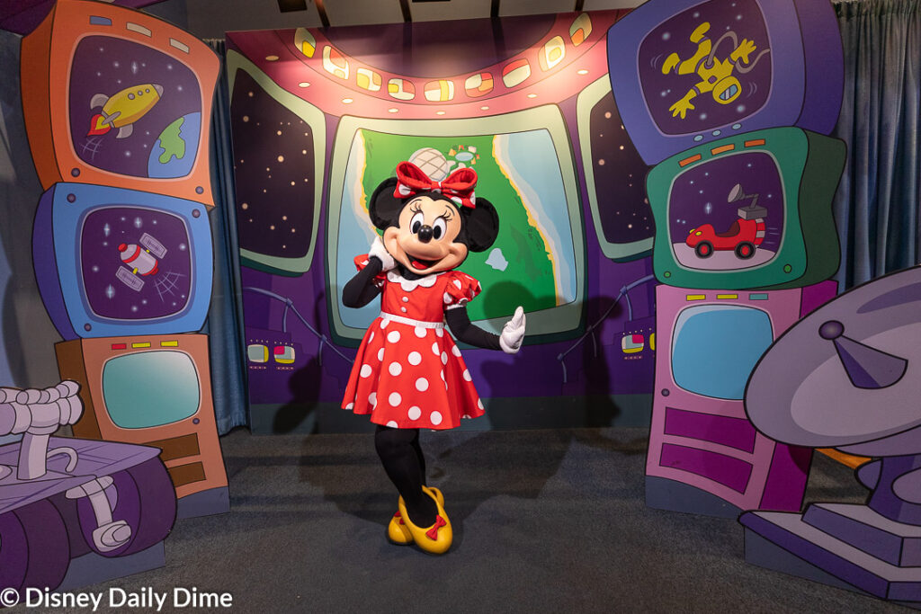 Complete Guide to Epcot Characters | Disney Daily Dime