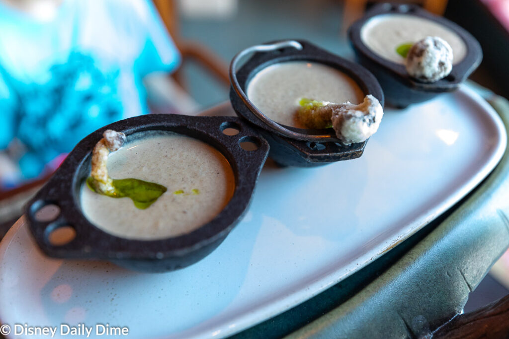 Storybook Dining at Artist Point Review | Disney Daily Dime