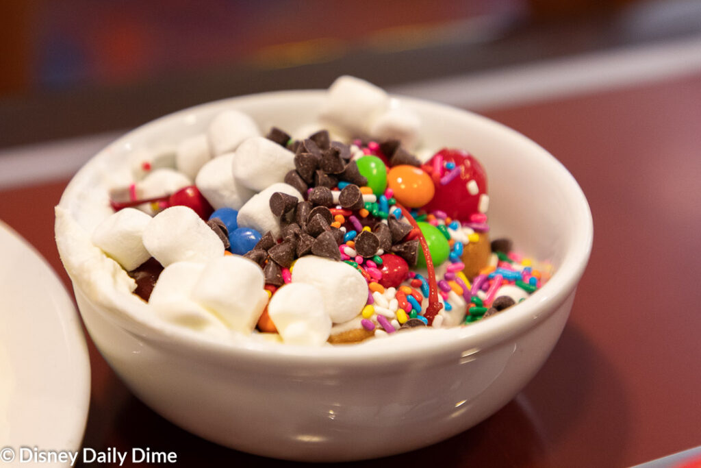 Chef Mickey’s Character Breakfast Review | Disney Daily Dime