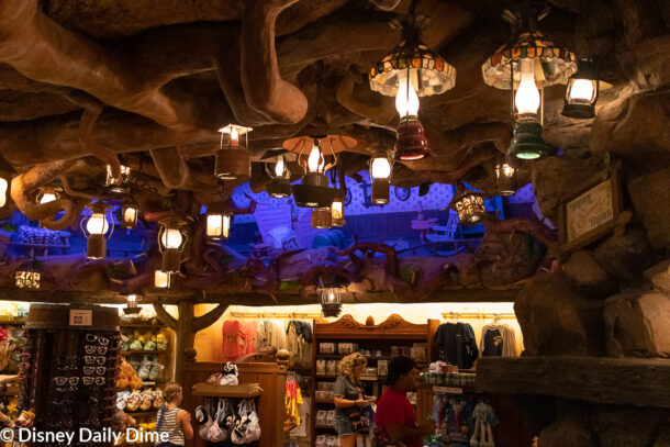 Guide to Frontierland at Disney World's Magic Kingdom | Disney Daily Dime